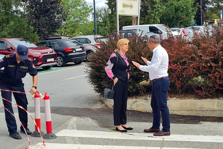 FOTO I VIDEO: Nikad mršavija Kolinda stigla u Mariju Bistricu ...