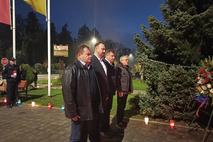Dan sjećanja na žrtvu Vukovara obilježen i u Novom Marofu ...